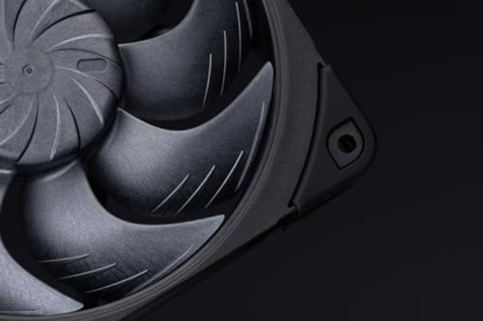Noctua NF-A12x25 G2 PWM Sx2-PP chromax.black vs ASUS Prime MR120 ARGB ...