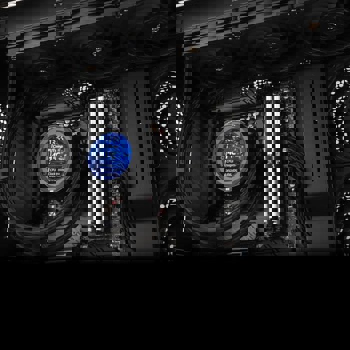 Thermalright Frozen Notte 360 BLACK ARGB D6 vs CORE Vision 360 Black ...