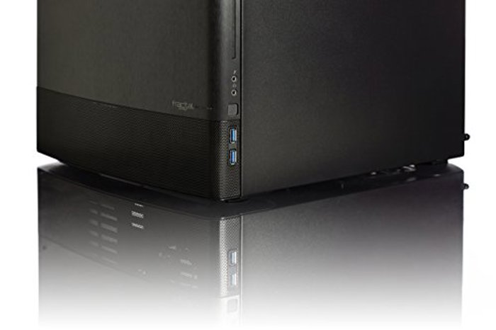 Lian Li A3-mATX White vs Fractal Design Node 804 Case Comparison | Pangoly