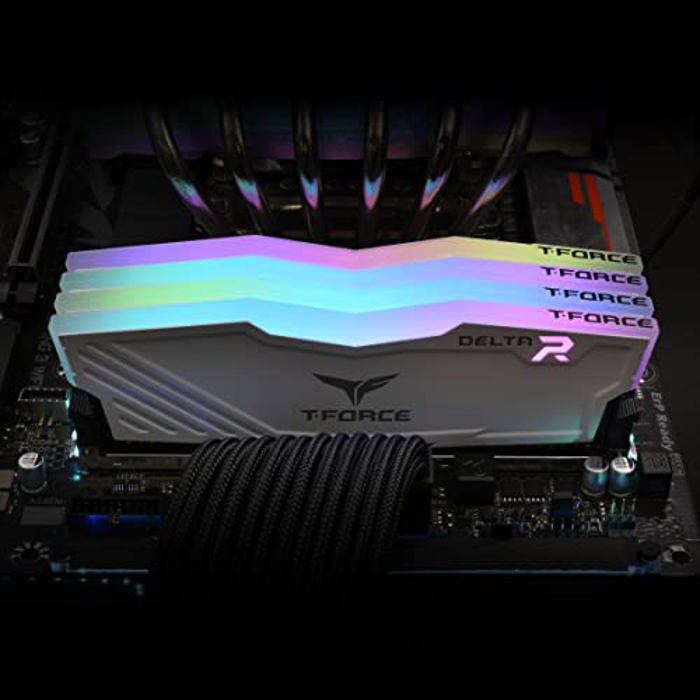 TEAMGROUP T-Force Delta RGB 64GB (2x32GB) DDR4 3600MHz White vs CORSAIR ...